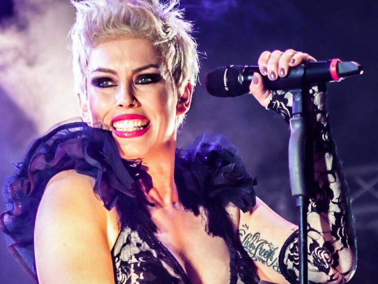 The Pink Show - Academy Entertainments